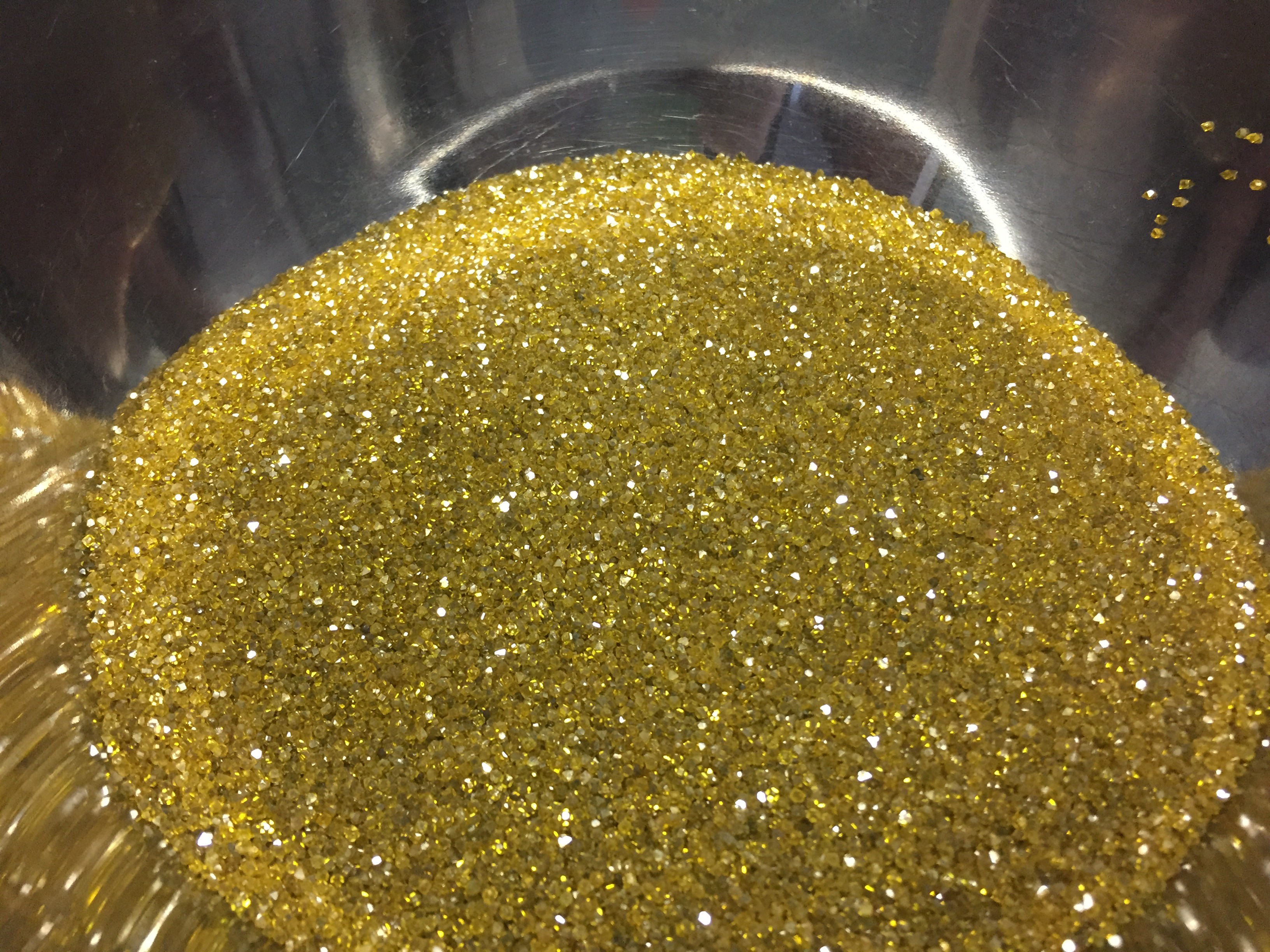 Small Size Hpht RVD Crushed Diamond Powder Lab Grown Raw Diamond For ...